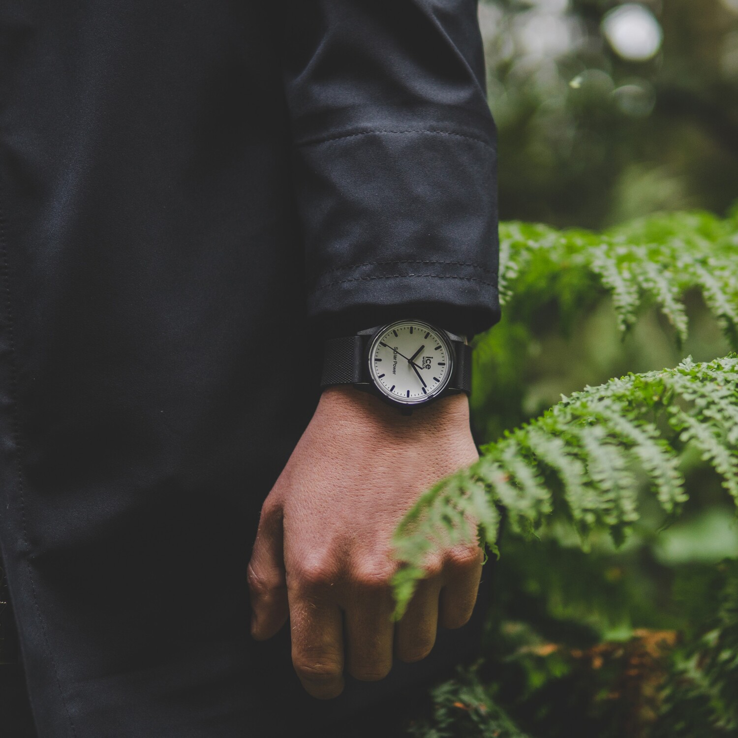 Water resistance of the watch: What does it mean and how does it work ...